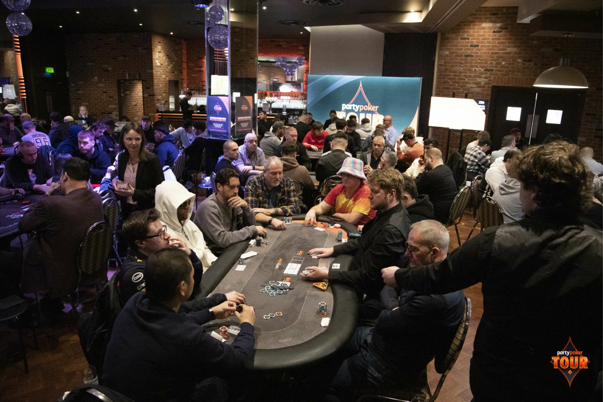 Chip Counts at the Second Break - PokerPro – online poker – live poker ...